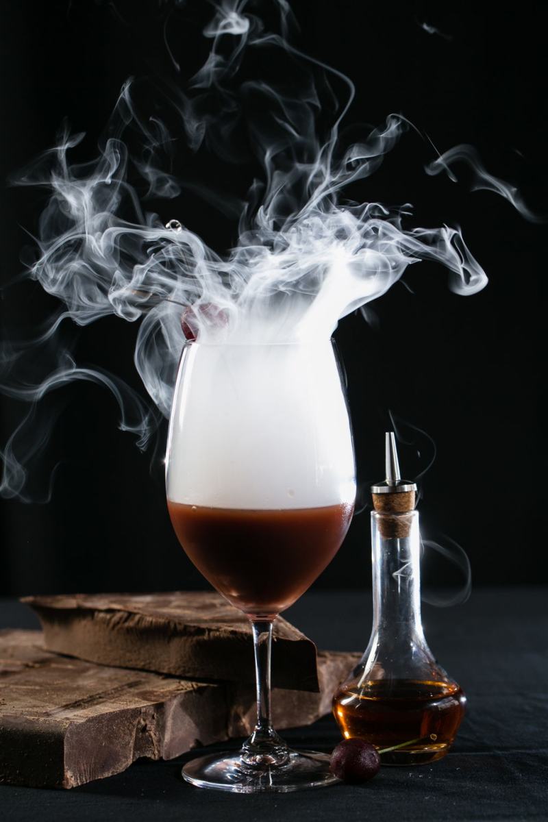 Aruba Restaurants - L. G. Smith's Steak and Chop House - Renaissance ...