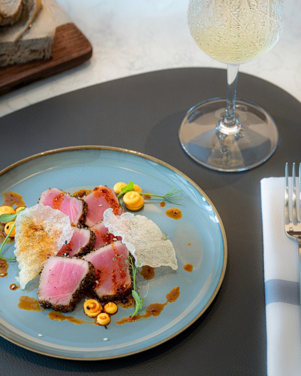 Aruba Restaurants - Sunset Grille - Hilton Aruba Caribbean Resort and ...